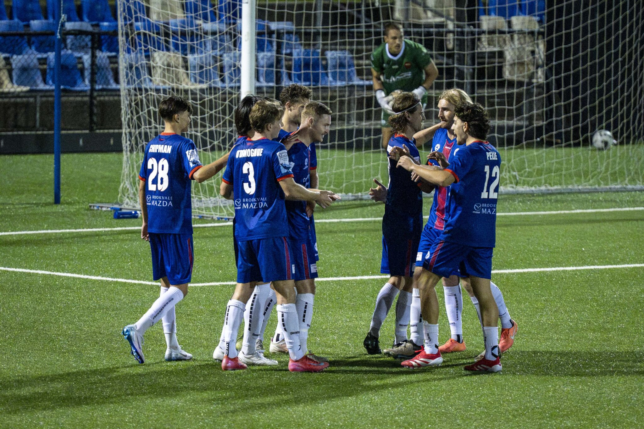 Manly United hit Wollongong for six